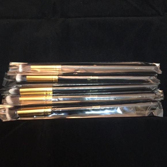 Jessup | Makeup | Jessup 5 Pc Brush Set Black Gold Tone | Poshmark